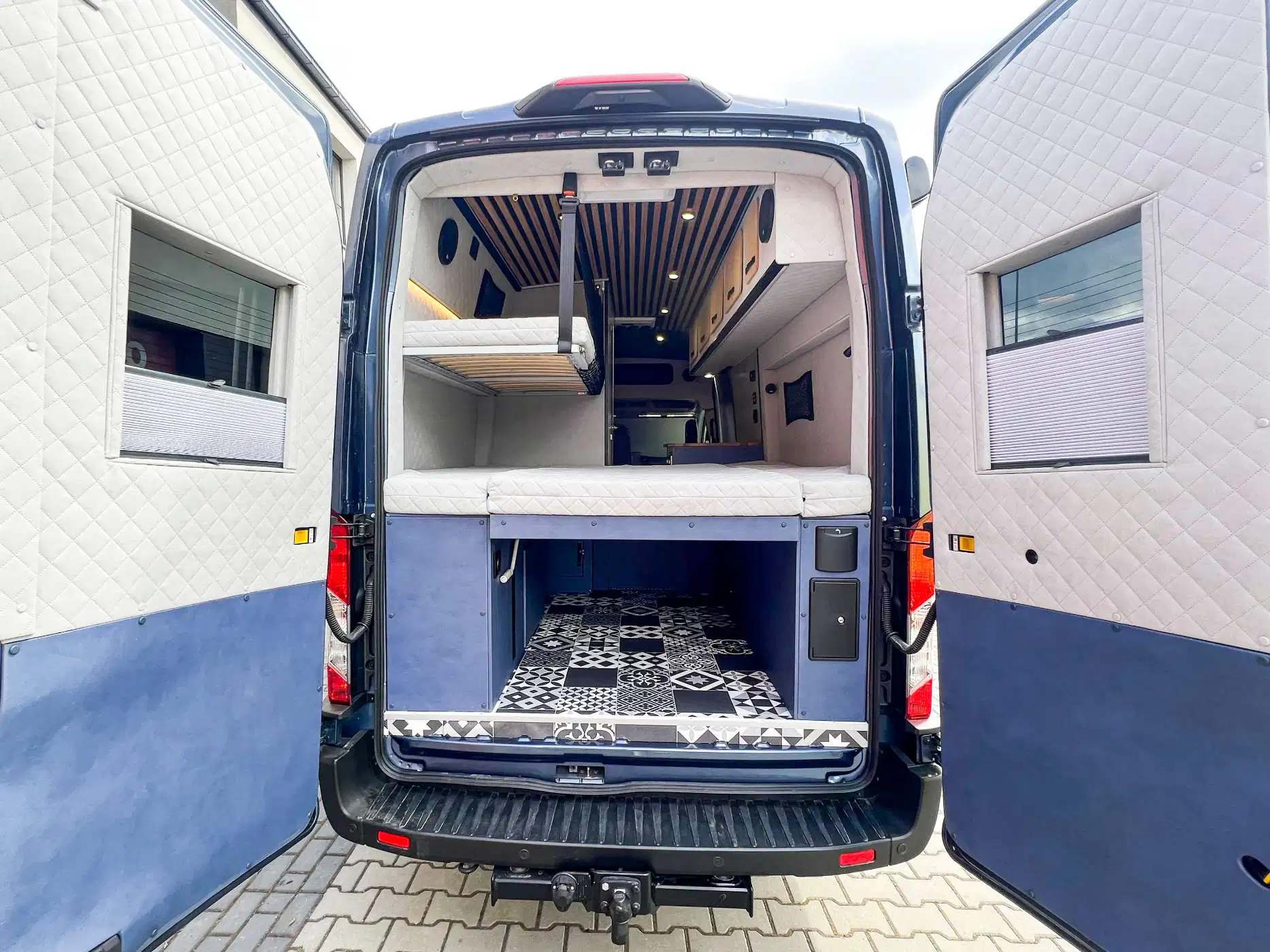 FORD TRANSIT L4H2 2024 - Marlo-Camp - Profesjonalna budowa kamperów